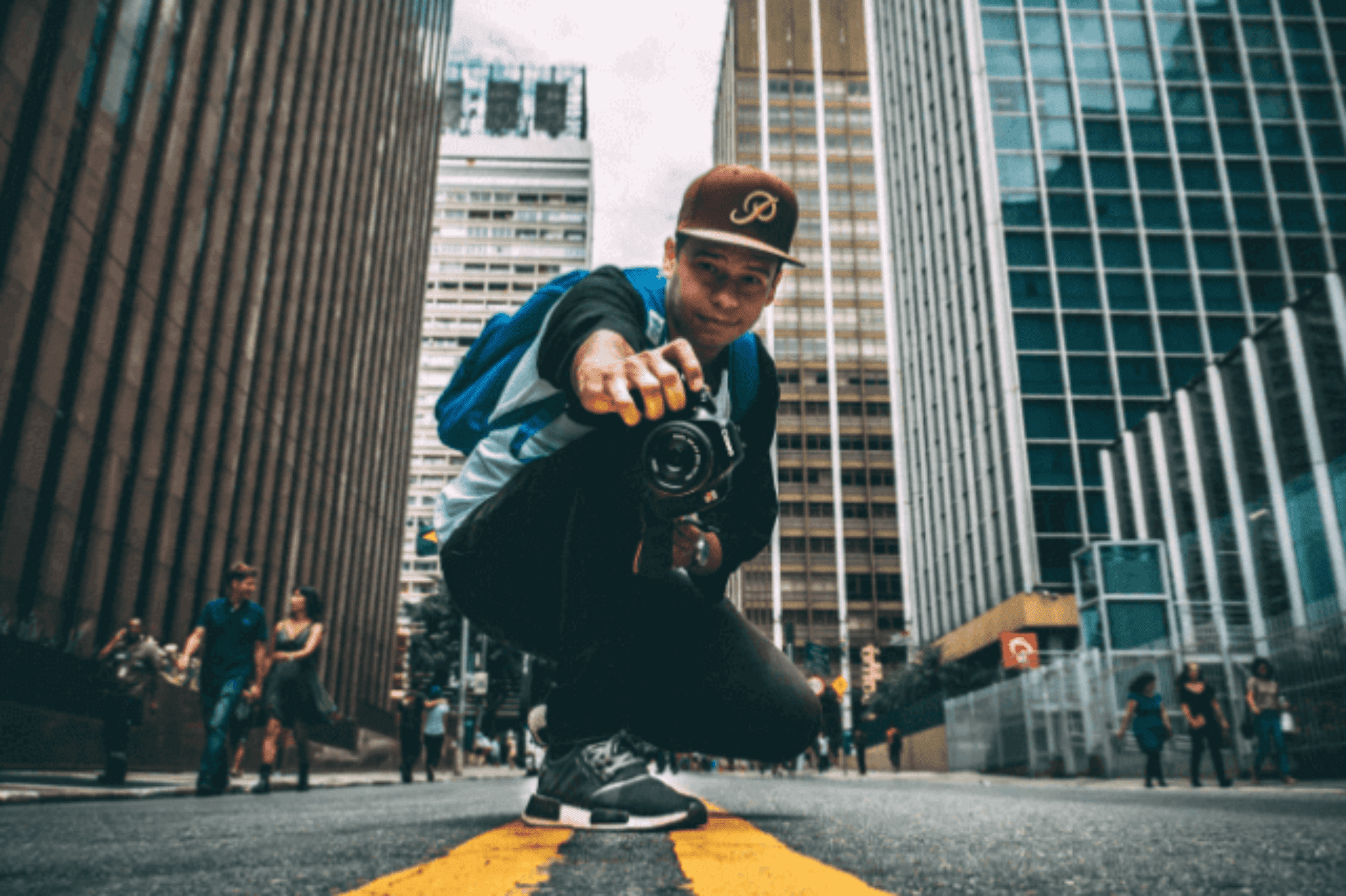 7 Best Zoom Cameras for Travel Photography